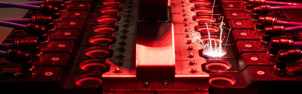 Laser welding of battery cells | BBW Lasertechnik